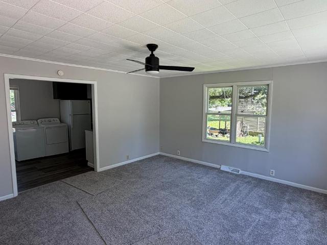 702 W Patterson