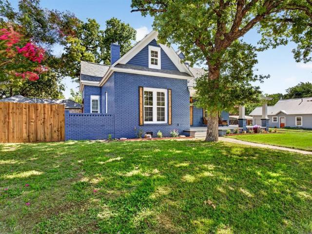702 W Spring Street