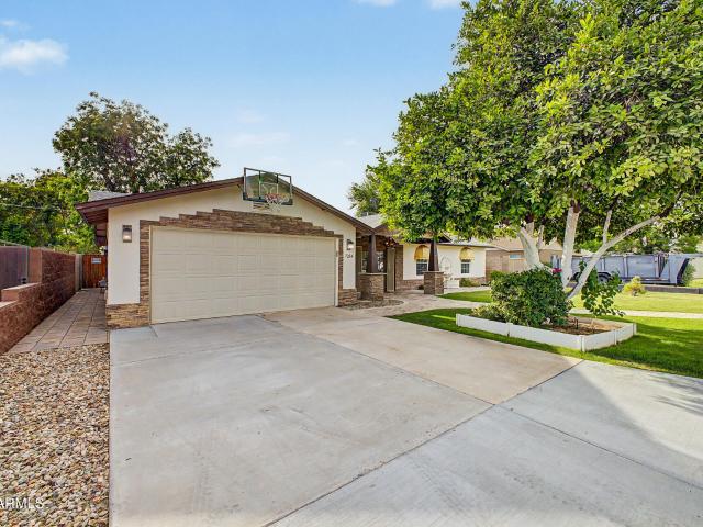 7034 N 23rd Dr, Phoenix, AZ 85021 | MLS #7021 | Compass