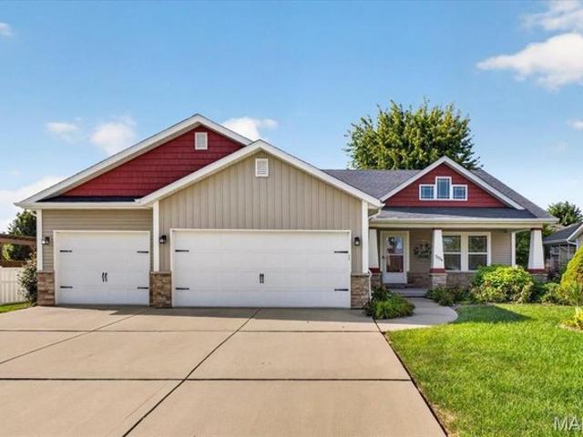 7034 Savannah Dr, Glen Carbon, IL 62034