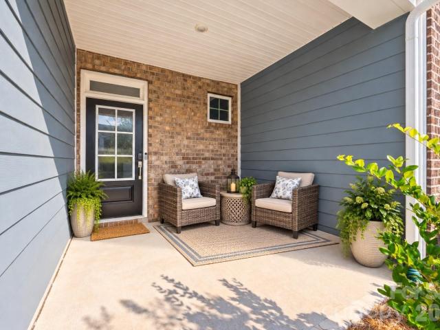 7035 Everly Commons Lane