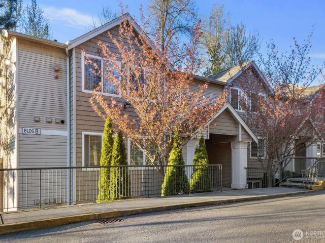 7035 S 133rd St, Unit B100, Seattle, WA 98178 | MLS #2505 | Compass