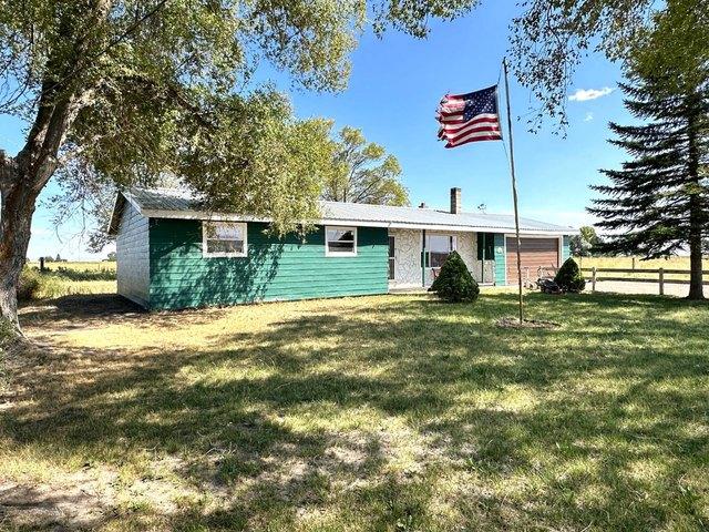 70369 Red Barn Rd, Burns, OR 97720