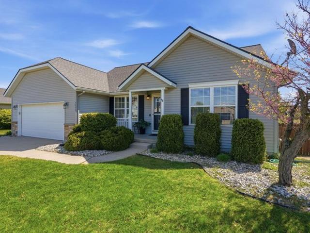 7036 Cornerstone Dr SE, Caledonia, MI 49316