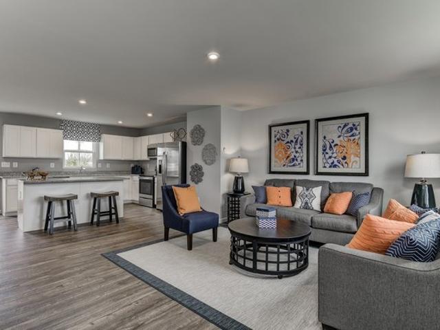 7036 Falls Ridge Ln, Goodlettsville, TN 37072