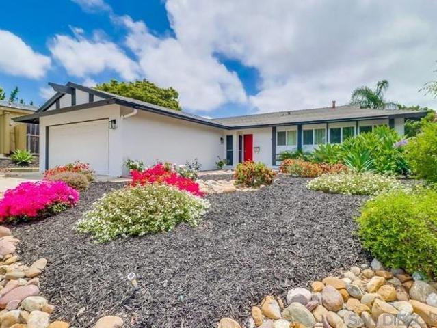 7037 Cowles Mountain Blvd, San Diego, CA 92119