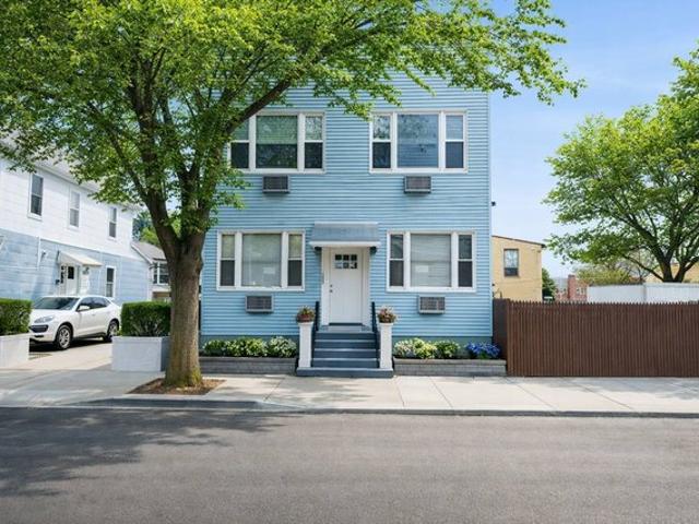7037 72nd Pl, Glendale, NY 11385