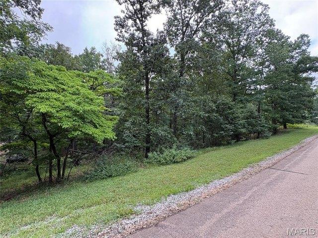 7038 S Port Perry Dr, Perryville, MO 63775