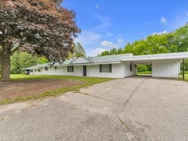 7038 Whitmore Lake Rd, Whitmore Lake, MI 48189