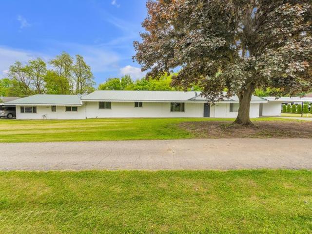 7038 Whitmore Lake Rd, Whitmore Lake, MI 48189
