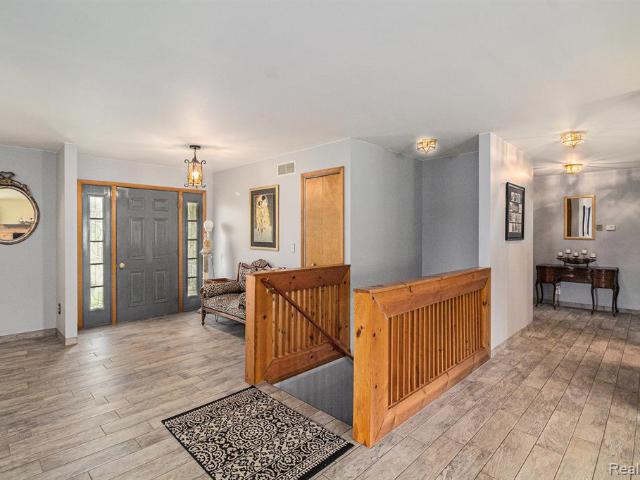 7031 Munsell Road