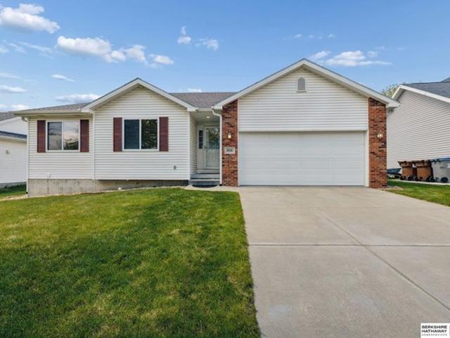 7031 N 16th St, Lincoln, NE 68521