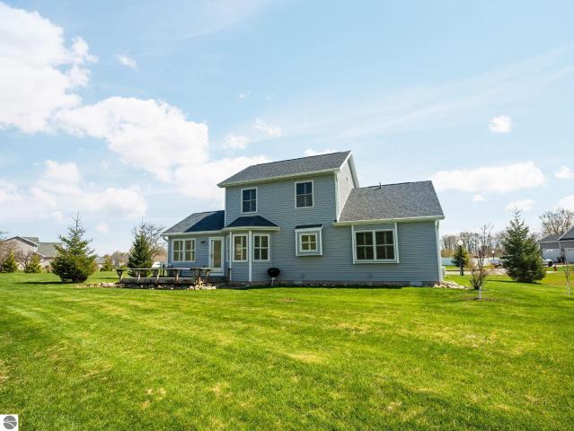 7031 Applewood Drive