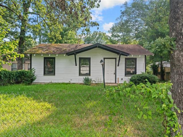 7032 Gregory St, Shreveport, LA 71108 | MLS #21111 | Compass
