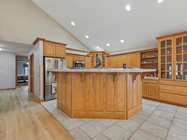 7032 S Burch Road
