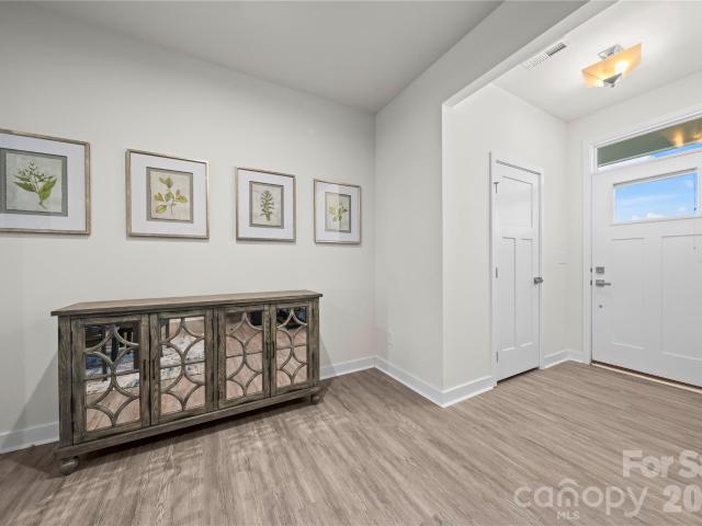 7033 Old Evergreen Parkway