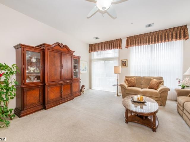 703 4 Seasons Dr, Unit 703, Wayne, NJ 07470 | MLS #4018 | Compass