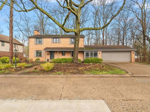 703 Comings Ave, Saint Joseph, MI 49085