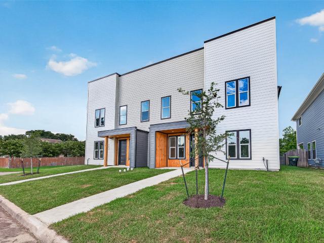 703 Carol Lynn Drive A/B