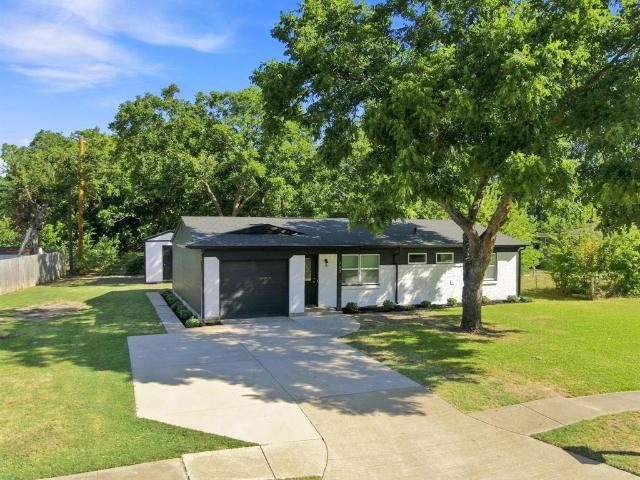 703 Casa Linda Street