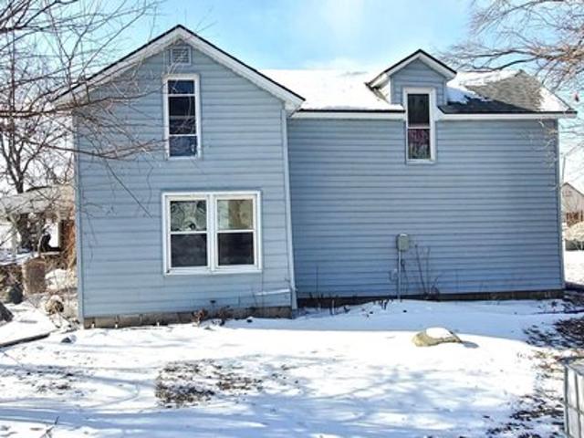 703 Church St, Bristow, IA 50611
