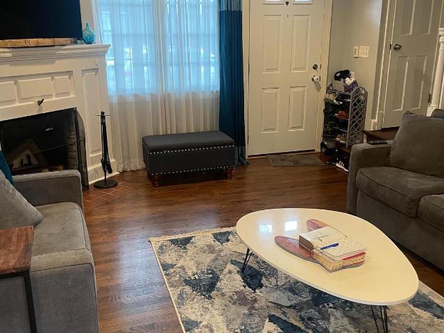 703 Chetworth Pl, Alexandria, VA 22314 | MLS #VAAX2056 | Compass