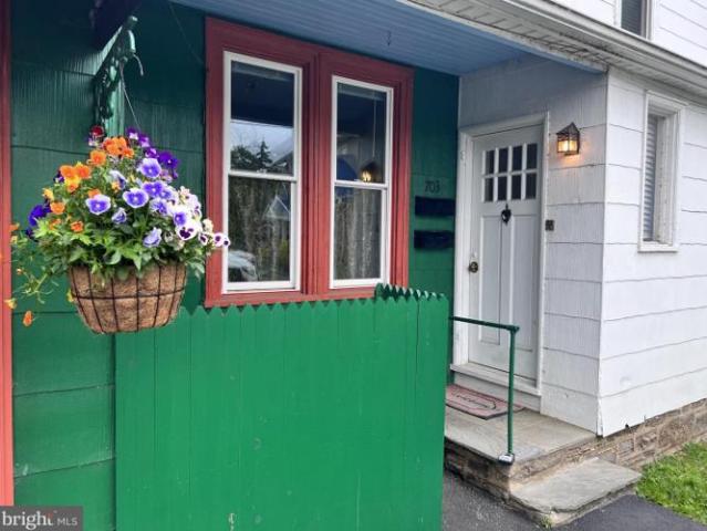 703 Bethlehem Pike 3R, Glenside, PA