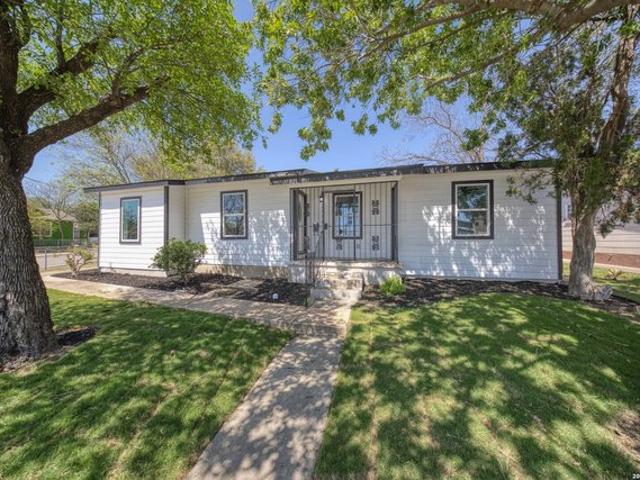 703 Glamis Ave, San Antonio, TX 78223