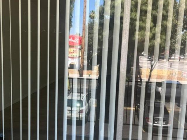 703 Glendora 2