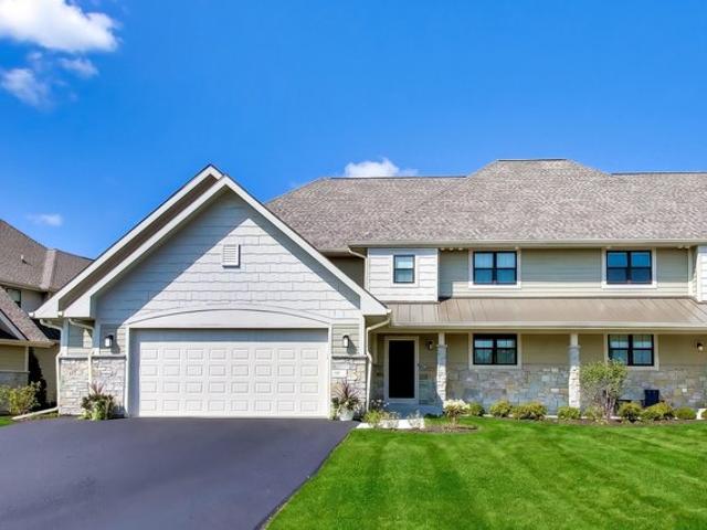 703 Greenview Cir Unit 37, Geneva, WI 53147