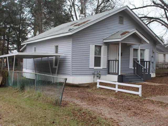703 E 5TH Streets