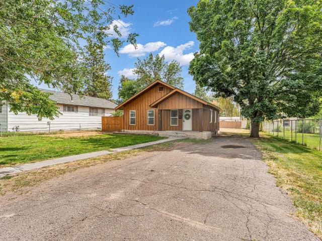 703 E Ave D