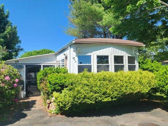 703 Fresh Pond Ave Unit 39, Calverton, NY 11933
