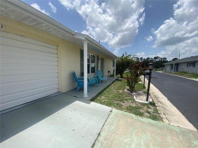 703 Huxley Pl, Sun City Center, FL 33573