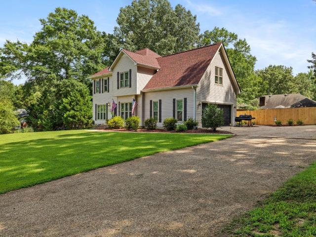 703 Oakhill Ave