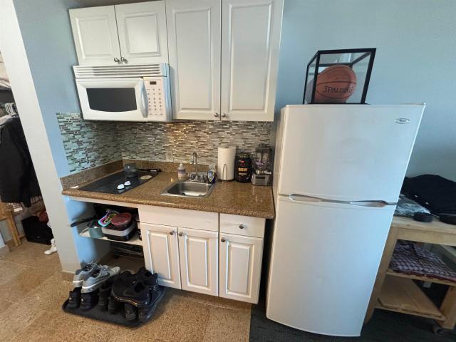 703 Ocean Boulevard # 301