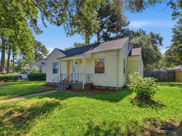 703 Laurel AVE