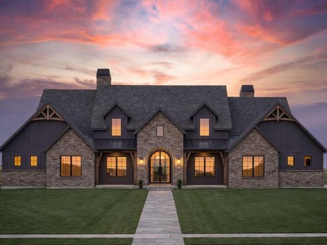 703 Liberty Ln, Nevada, TX 75173