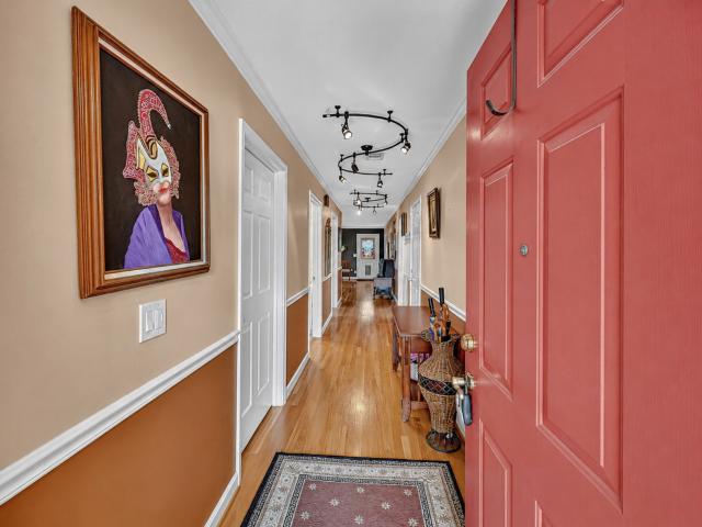 703 Mount Carmel Pl