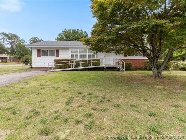 703 Moriston Rd, Fayetteville, NC 28314