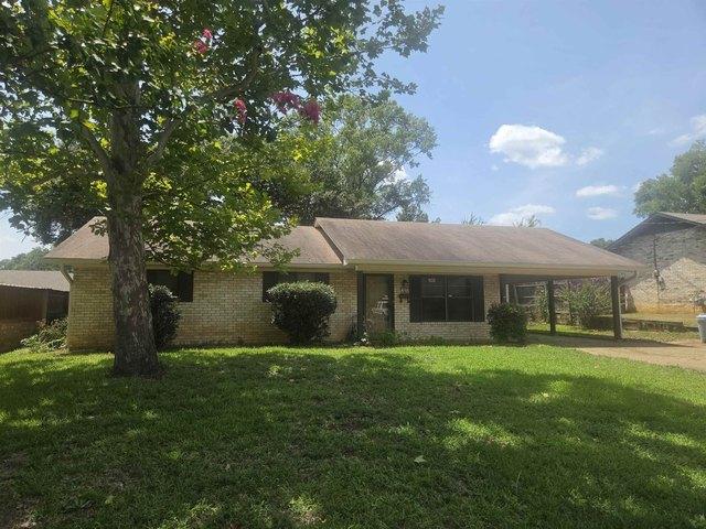 703 Melinda Ln, Longview, TX 75604