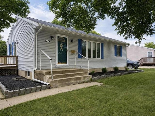 703 N 15th St, Estherville, IA 51334