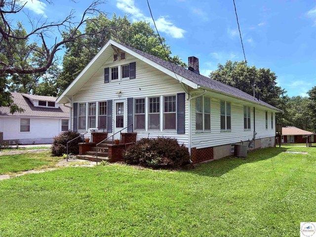 703 N Maple St, Appleton City, MO 64724