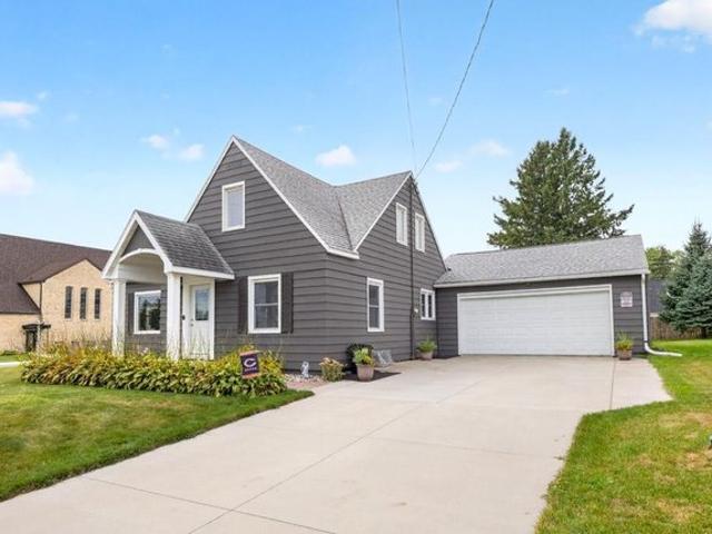 703 N Marshall St, Caledonia, MN 55921