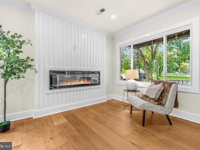703 Northwest Drive
