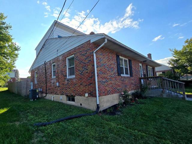 703 S 2Nd Avenue