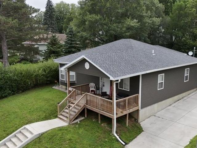 703 S Main St, Madison, NE 68748