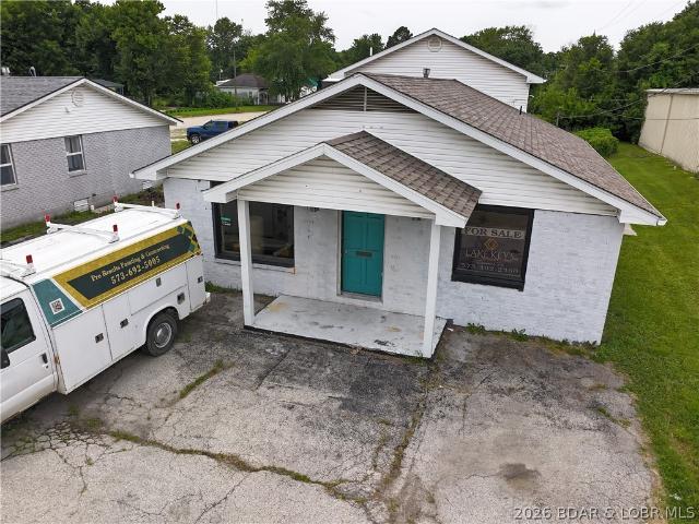 703 South Aurora Street