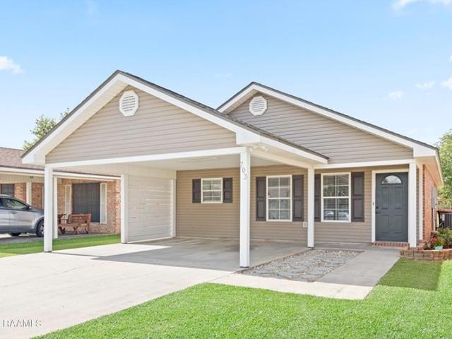 703 Saint Seton Ln, Youngsville, LA 70592