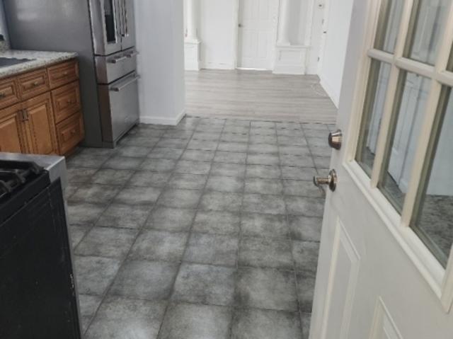 703 Schuyler # 1